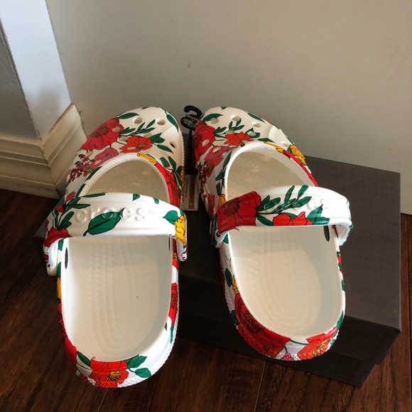 CROCS | Shoes | Nwt Crocs Flowers Print Shoes Clogs Sandals | Poshmark